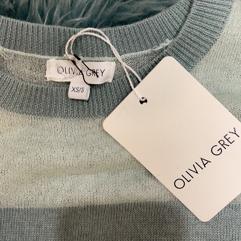 Olivia Grey Top - Gem